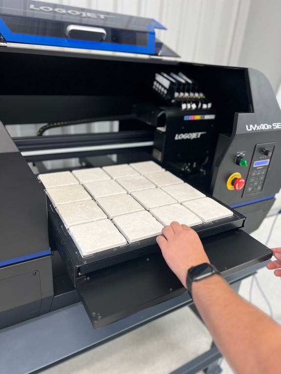 Custom Tray Solutions – LogoJET Inc.